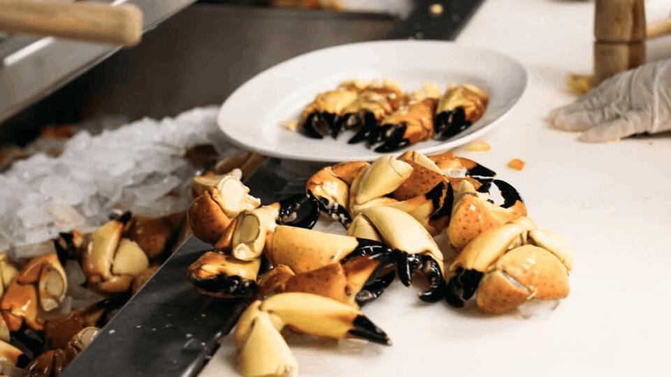 Florida’s Most Famous Restaurant Where Long Lines Are a Badge of Honor ...