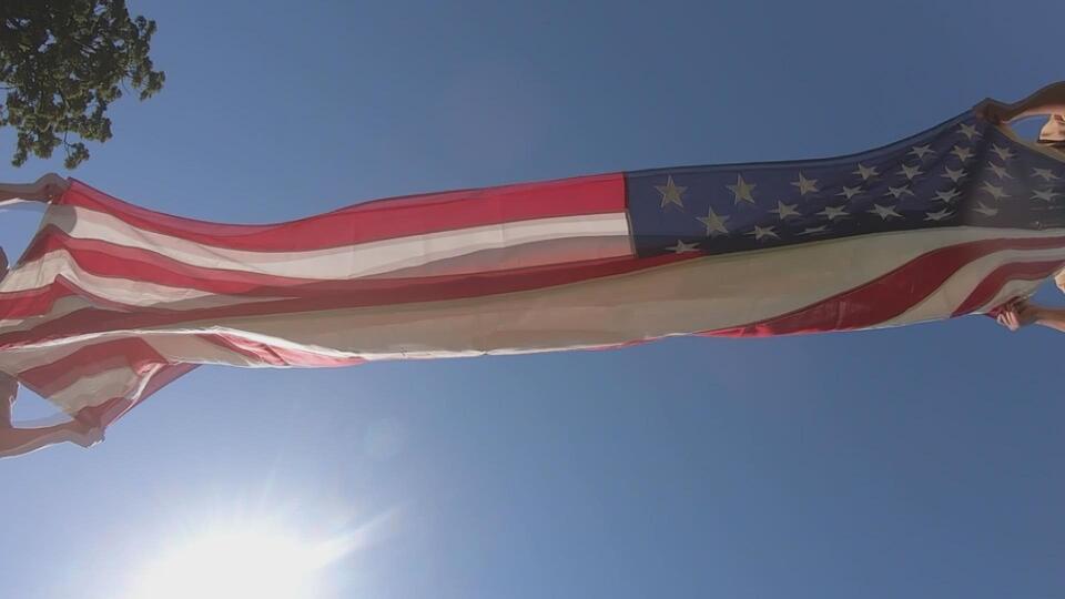 Here's how to properly dispose of worn or damaged American flags ...