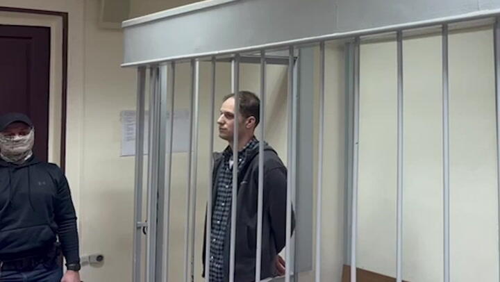 Russia sentences US soldier Gordon Black to nearly four years in penal ...