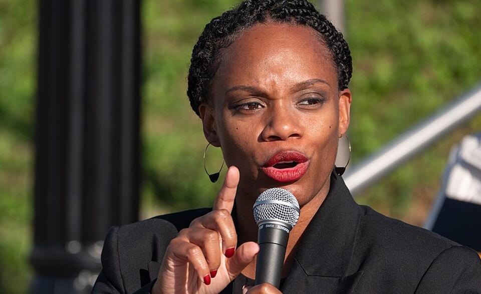 U.S. Congresswoman "Flooded with Calls" After MAGA Senator Says "Call ...