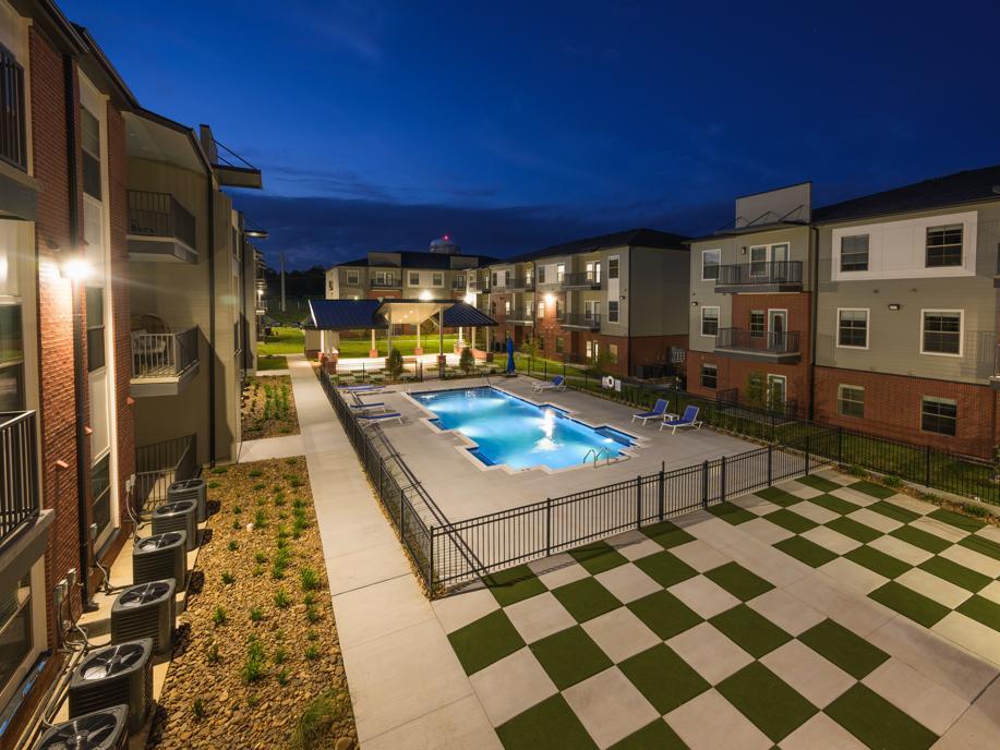 Encore at Lewis Ranch Becomes Vibrant Community