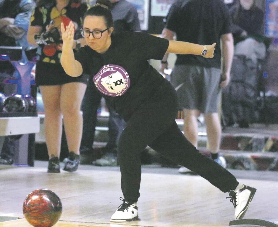 BDN Holiday Bowling Tournament at Viking Lanes moves into semifinals