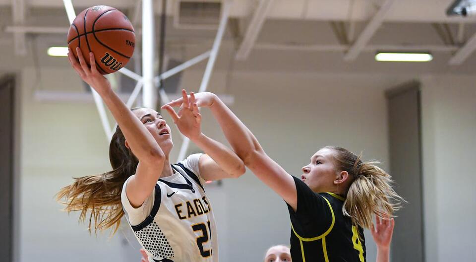 Oregon high school girls basketball 4A all-state team for 2025-26 ...