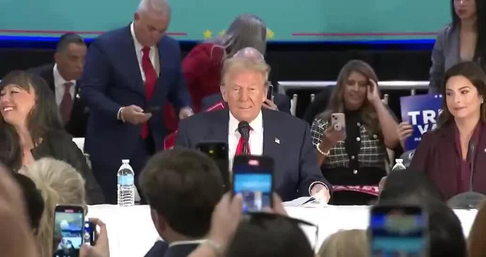 Donald Trump Hispanic Vote - NewsBreak