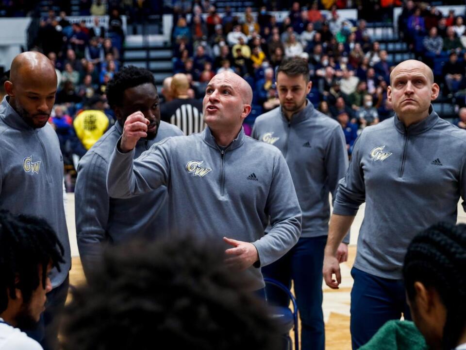 New Kids on the Court: Freshmen thrive under Caputo