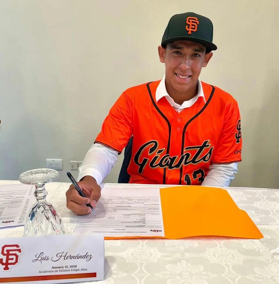 Giants sign top infield prospect Luis Hernández with $5 million signing ...