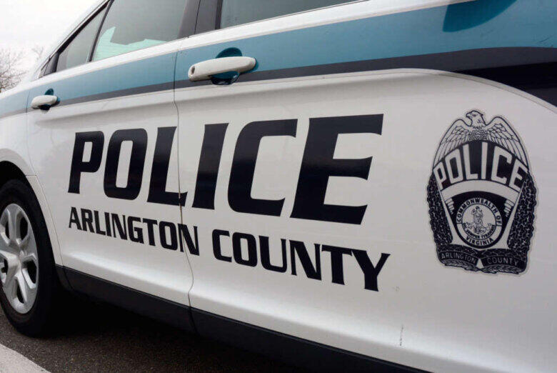 Crash near Pentagon leaves 2 teens dead, 1 in critical condition ...