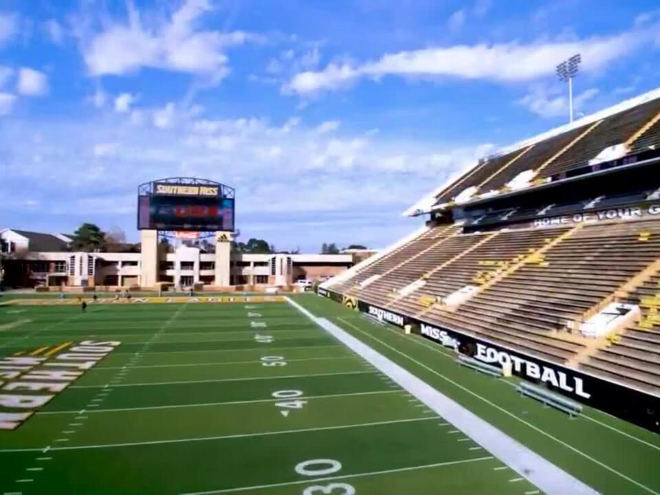 M.M. Roberts Stadium to host MHSAA football championships