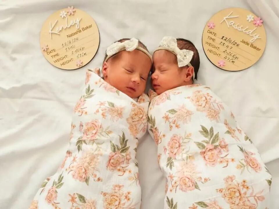 Girl, 5, Who Thought She Was Meeting Newborn Sister Surprised With Her ...