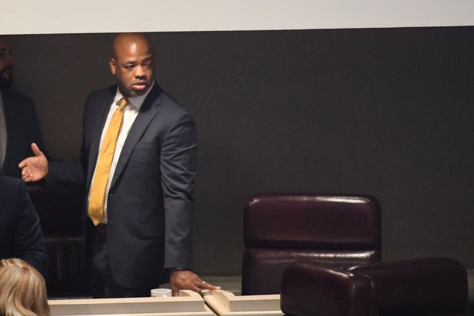 Alabama legislators hold DOC contract with attorney removed from prior ...