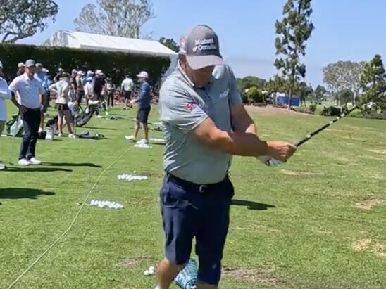 Padraig Harrington tries to imitate Scottie Scheffler’s footwork ...