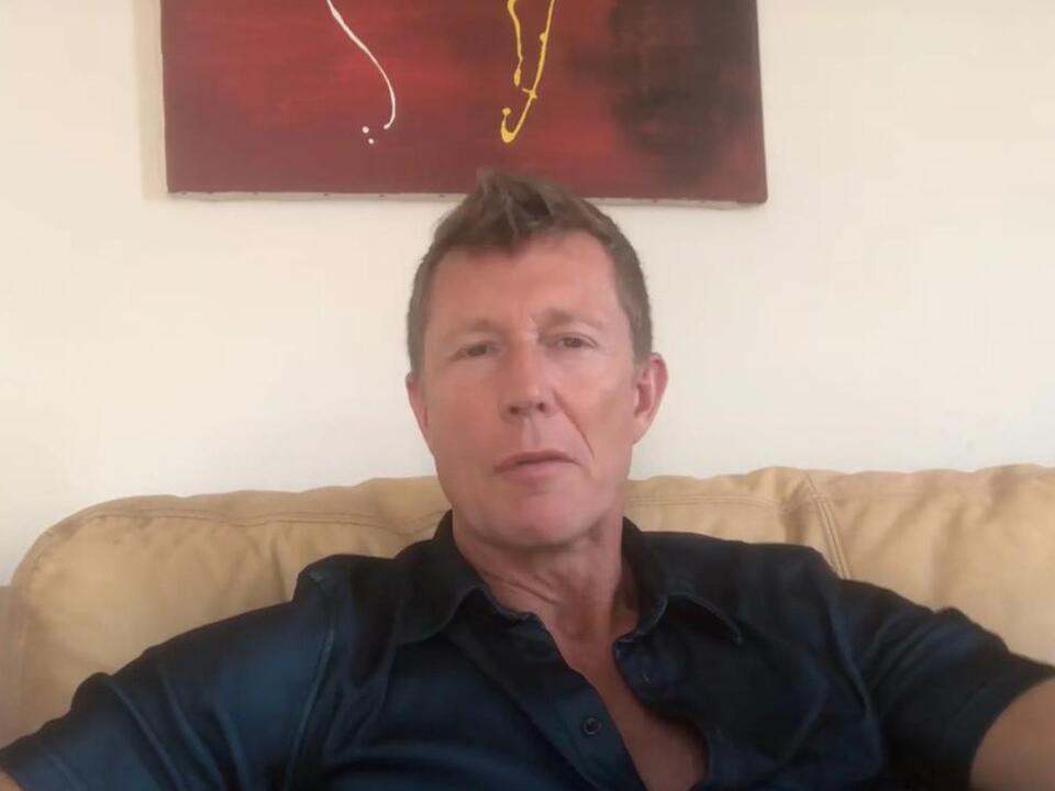 Comedian Tony Knight Dies After Large Tree Limb Falls On Him In Freak ...