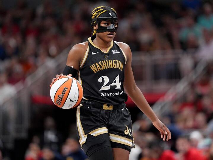 Ex-UConn star Aaliyah Edwards achieves Olympics dream with Canada after ...