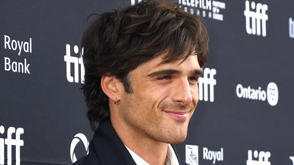 Ridley Scott's New Jacob Elordi Sci-Fi Movie Hit by 5-Month Delay ...