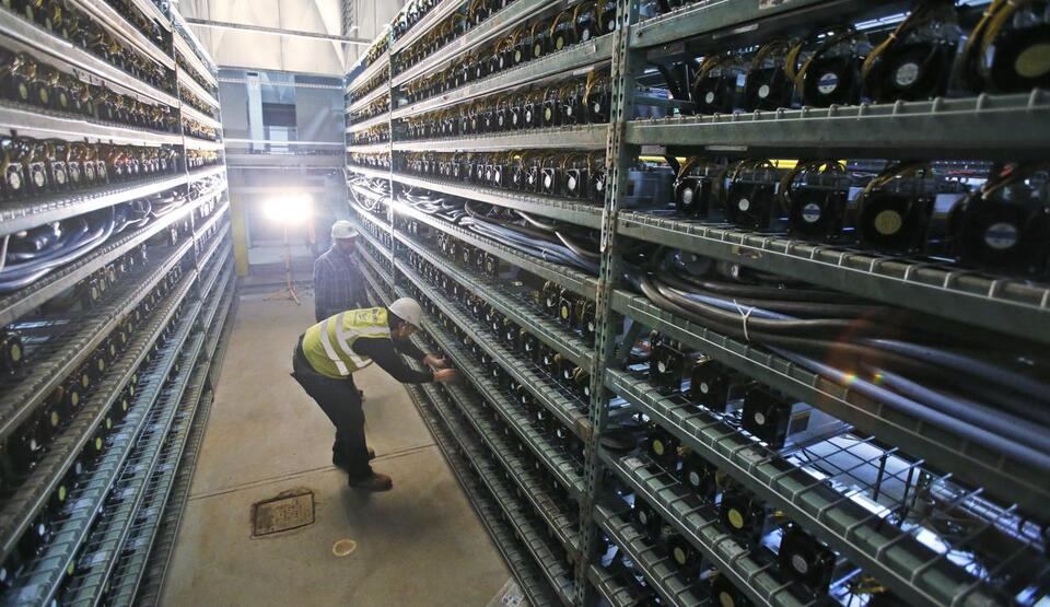 Unions flex muscle as states weigh data center rules - NewsBreak