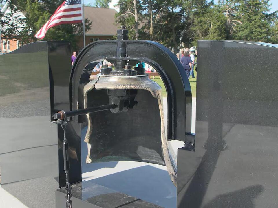 Minden cemetery honors veterans buried there
