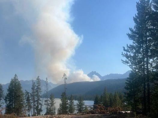 Bench Lake Fire prompts closure of Redfish Lake complex