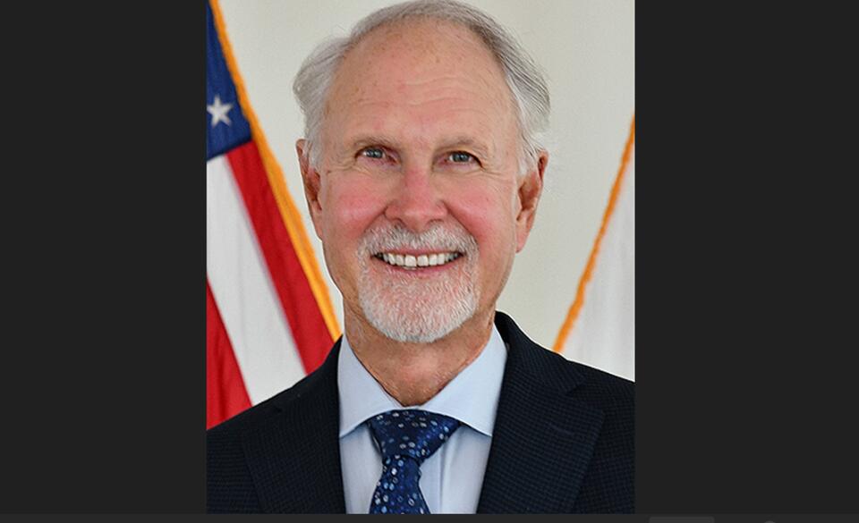 USVI AG Gordon Rhea makes presentation at national conference - NewsBreak