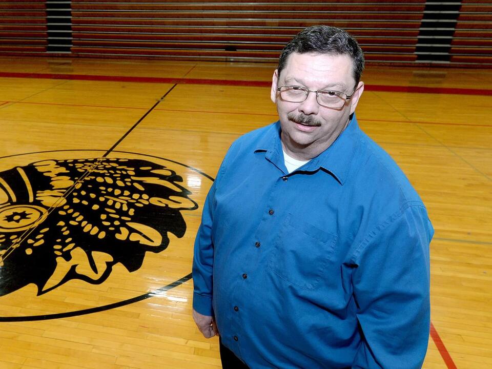 Honor or shame?: New legislation sparks Native American mascot debate ...