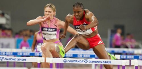 Jamaica's Danielle Williams Claims Gold in 60m Hurdles in World-Leading ...