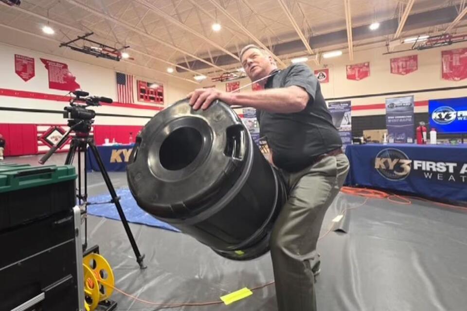 PICTURES: KY3′s First Alert Weather Tour stops in Ash Grove, Mo ...