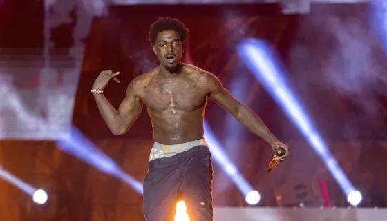 Kodak Black’s Team Denies Drug Use in Viral Chicken-Eating Video ...