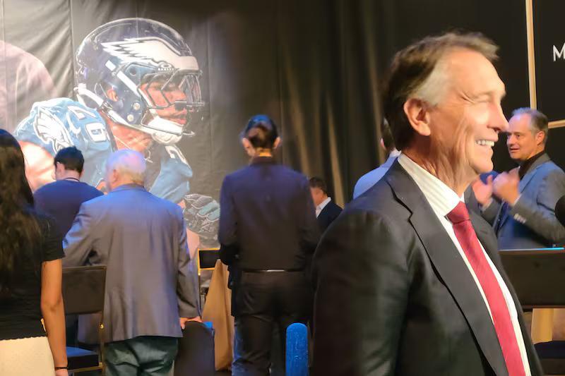 Cris Collinsworth talks Eagles fans and Comcast CEO channels Jason ...