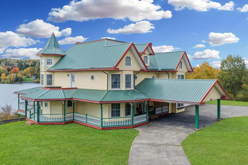 This ‘castle’ on a lake in northern Maine is for sale - NewsBreak