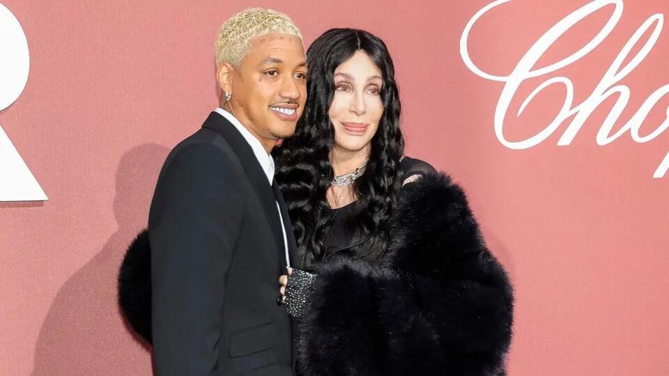 EXCLUSIVE: Cher's Toyboy Wedding Crisis — Diva, 79, at Center of 'No ...