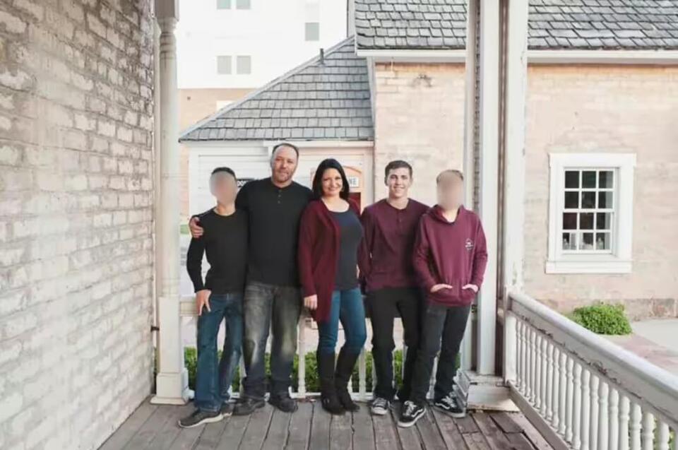 Grandmother of Charlie Kirk shooter suspect Tyler Robinson says family ...
