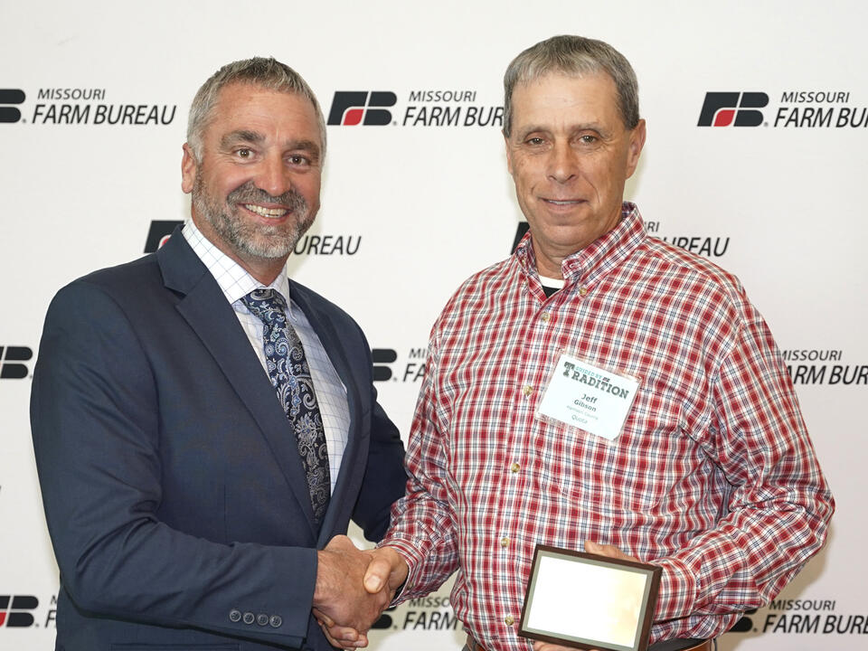 Harrison County Farm Bureau leaders attend MOFB annual meeting