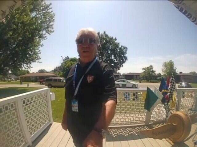 Mario Andretti makes a surprise stop at Speedway resident's home ...