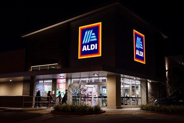 Here's Why Every Aldi In Illinois Has The Exact Same Phone Number ...