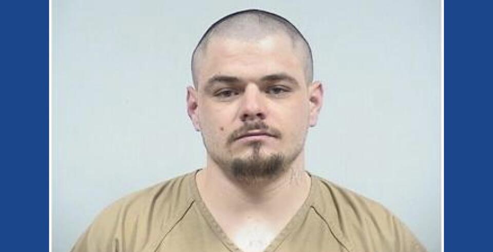 Police searching for wanted fugitive in Indiana - NewsBreak