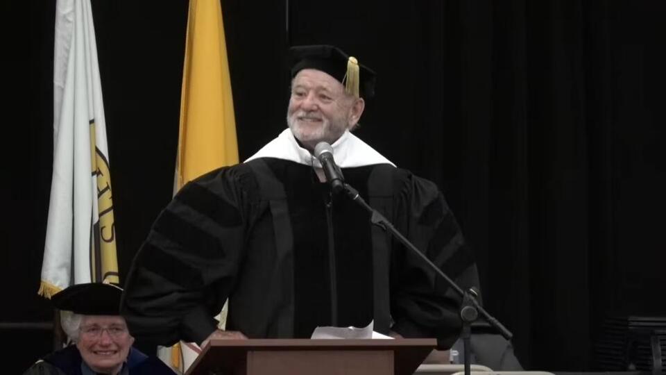 Actor Bill Murray delivers laughs, heart at closing Michigan college’s ...