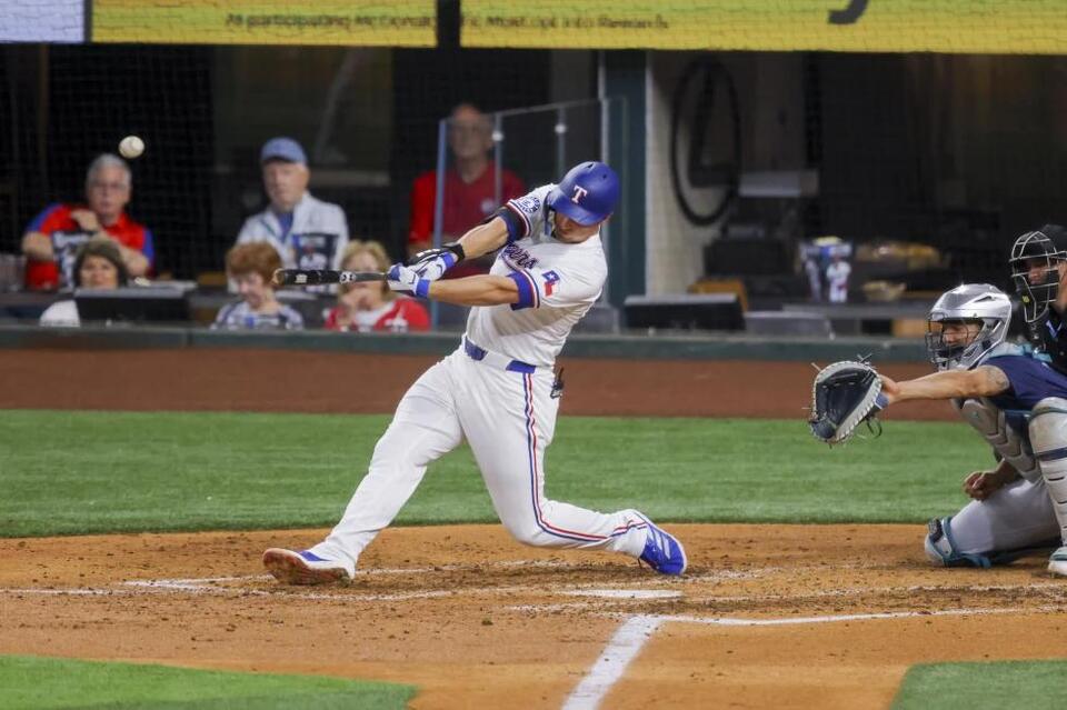 Rangers star Corey Seager hit by pitch, leaves game because of shin ...