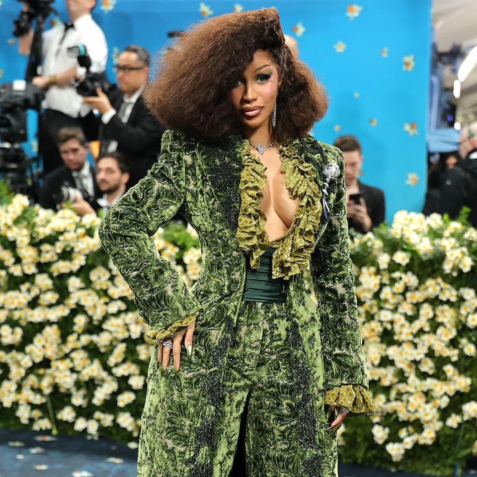 Cardi B Debuts New Hair and Eye Color in Met Gala 2025 Transformation ...