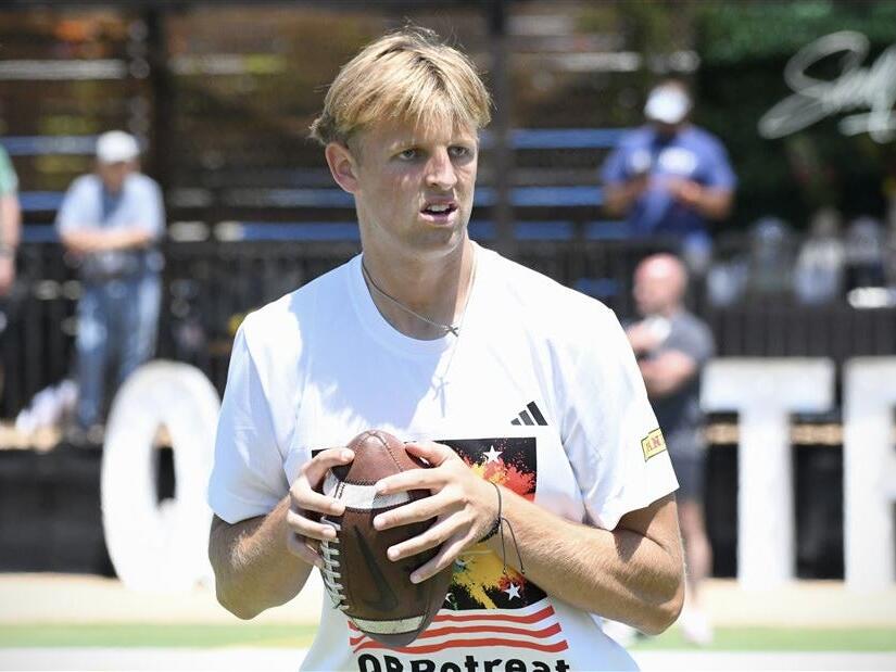 VIDEO: Fast rising '26 QB Troy Huhn in action from the Steve Clarkson ...