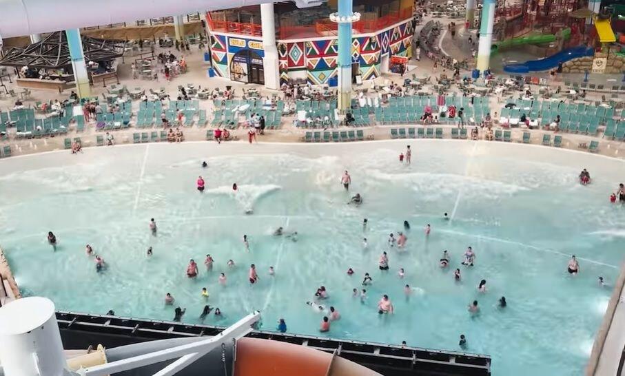 America's Largest Indoor Waterpark is Right Here in Texas - NewsBreak