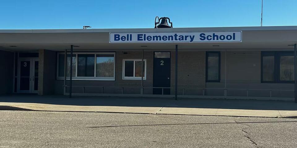 Minot Public Schools to sell Bell Elementary property - NewsBreak