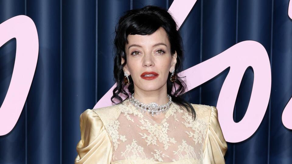 Lily Allen’s Intimissimi Bodysuit Nails Sheer & Lace for Elle UK ...