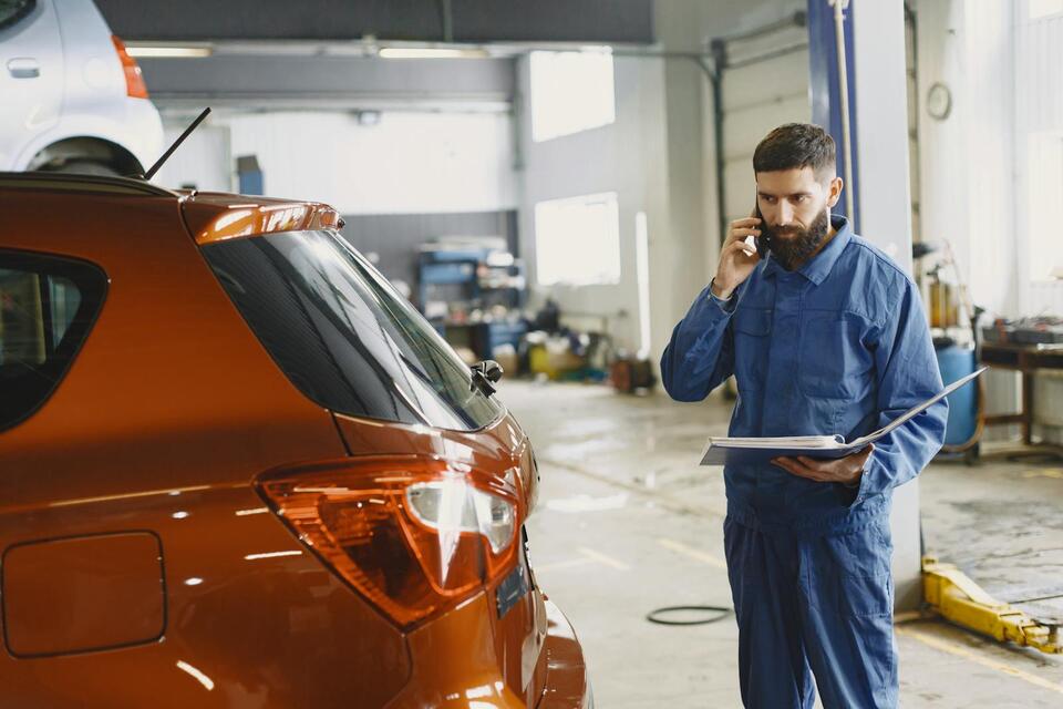 I Asked a Mechanic How to Make a Luxury Car Last 300,000 Miles - Here's ...