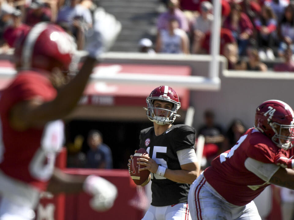 WATCH: Ty Simpson Adds a Touchdown on An Impressive Lead