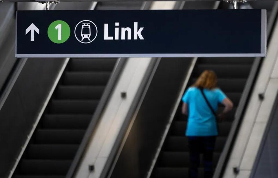 Link light rail halted by ventilation problems again Monday in Seattle - NewsBreak