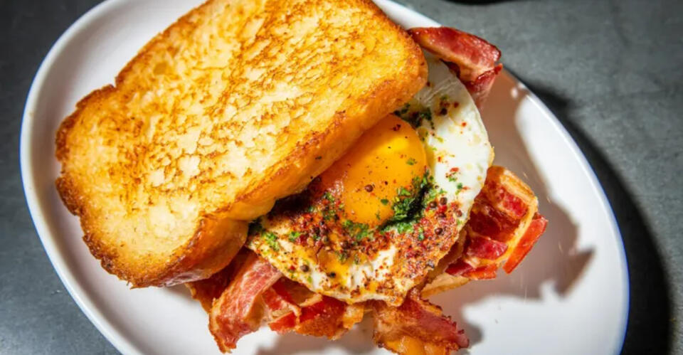 9 Breakfast Places in Washington That Live Up to the Hype - NewsBreak