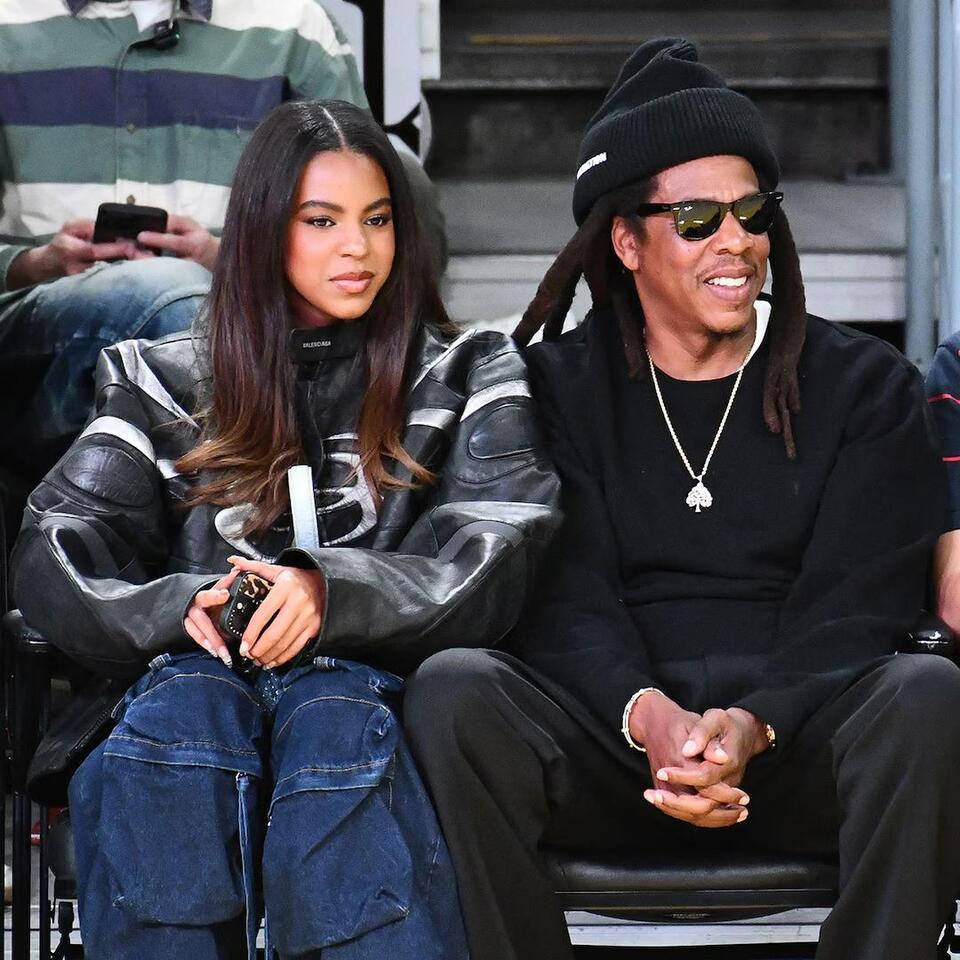 Beyoncé’s Daughter Blue Ivy Carter Is Her Twin in Courtside Appearance ...