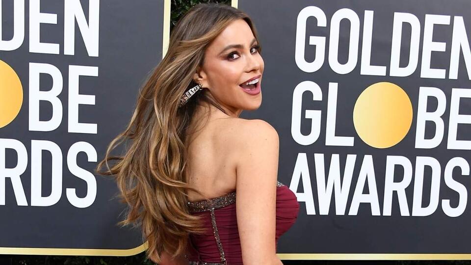 Sofia Vergara Turns Heads in Bold Strapless Dress - NewsBreak