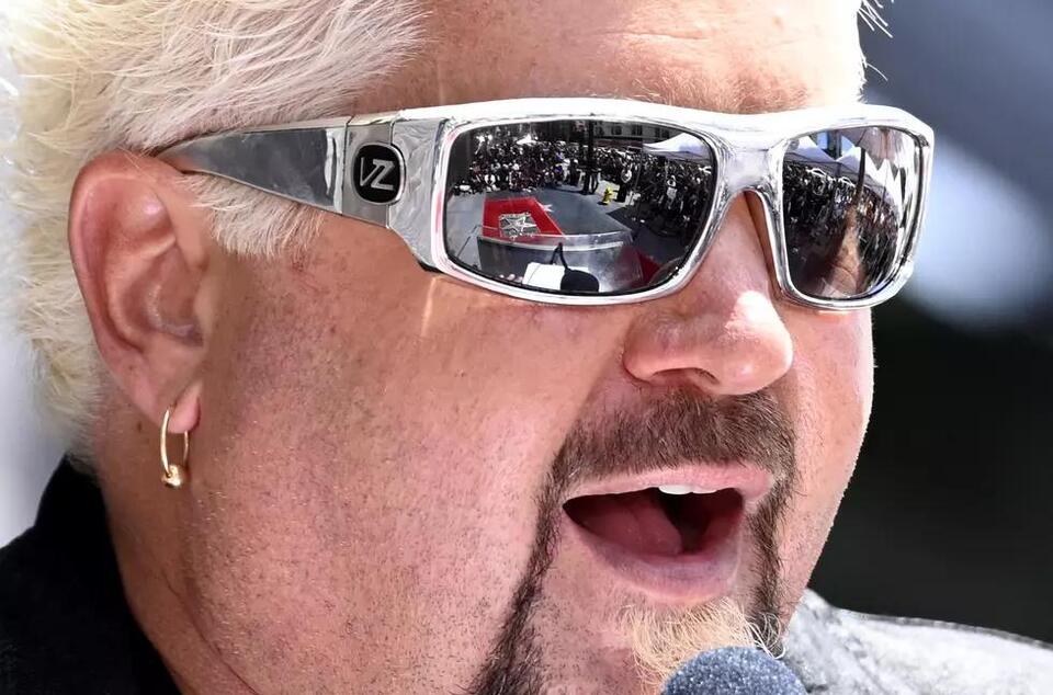 Food Network’s Guy Fieri Loved This Classic NJ Burger Spot - NewsBreak