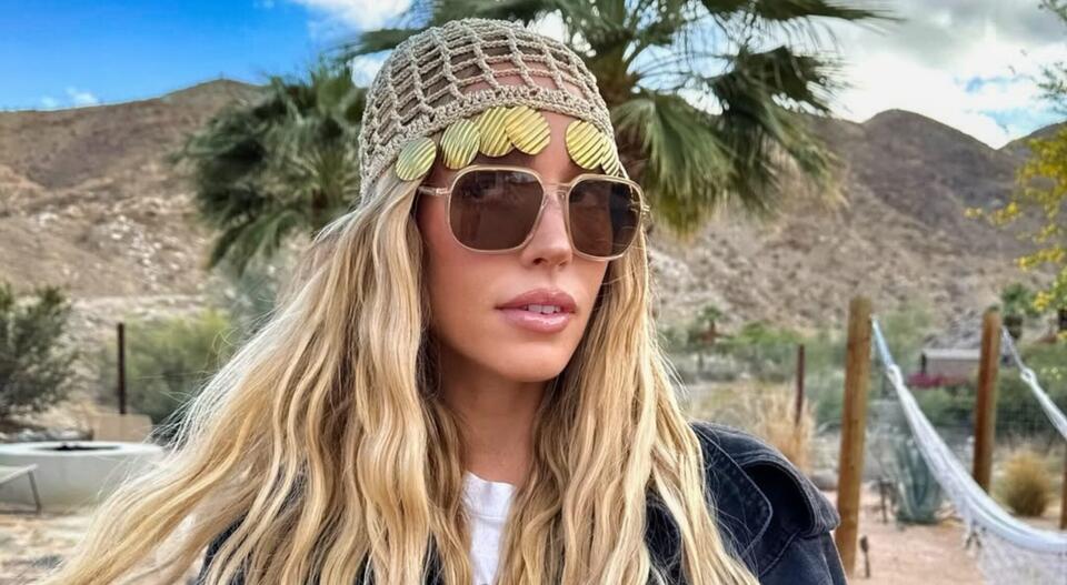 “Call Her Daddy” Host Alex Cooper Accuses Female Soccer Coach Of ...