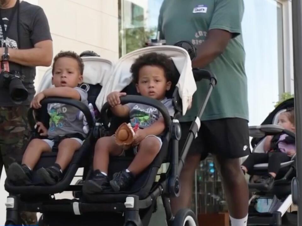 Daddy Stroller Social Club promotes fatherhood and brotherhood